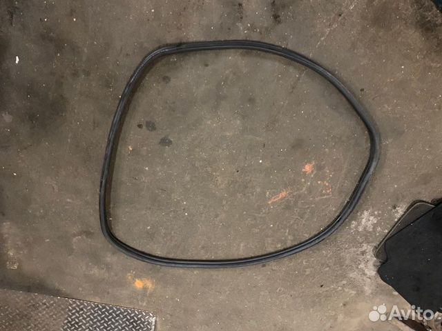 Уплотнительная резинка боковой двери задняя Bmw 1 купить в Москве BMW ...